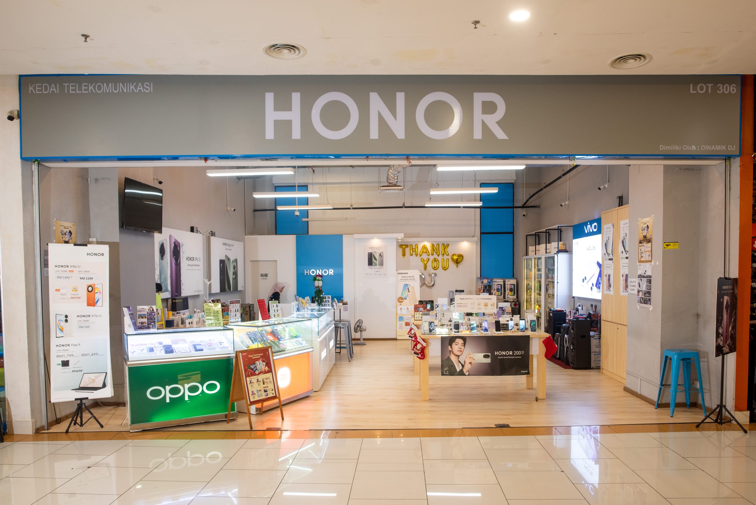 Honor - Harbour Mall Sandakan
